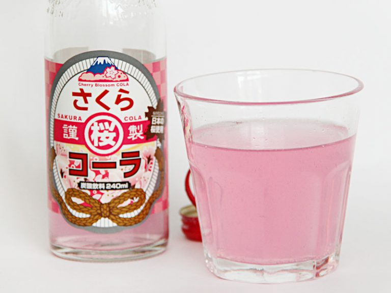 Sakura Cola - japanisches Getränk der Marke Kimura